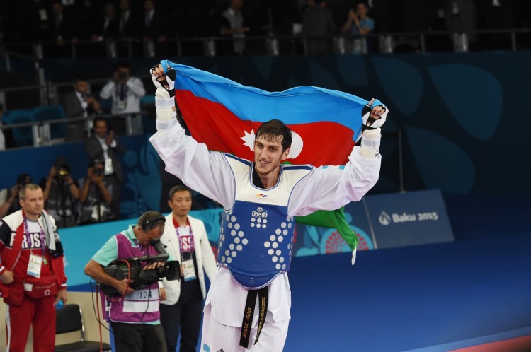 Олимпийский чемпион побеждает в Эйндховене